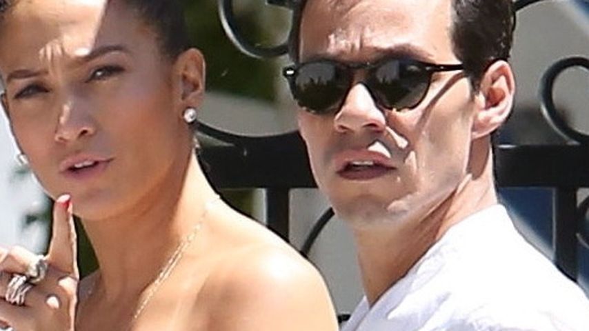J.Lo & Marc Anthony: Süßer Familienausflug im Park | Promiflash.de