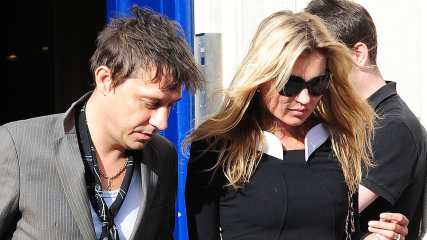 Ein zweites Kind für Kate Moss? | Promiflash.de