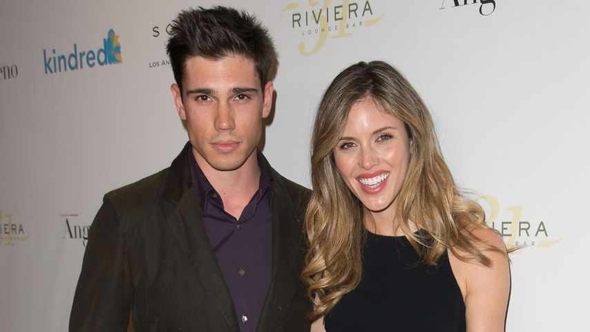 Hochzeit: "Vampire Diaries"-Star Kayla Ewell hat Ja gesagt! | Promiflash.de