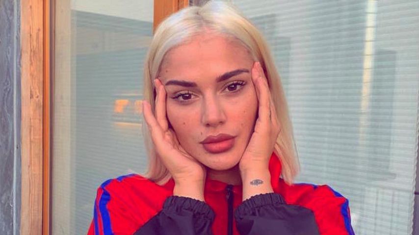 Alles freiwillig? Rapperin Loredana weist Vorwürfe zurück | Promiflash.de