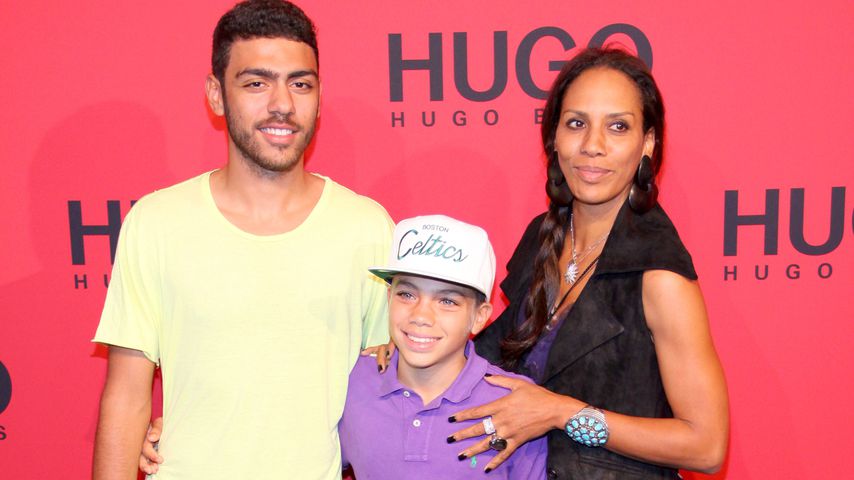 Mit Mama Barbara & Papa Boris: Elias Becker feiert 19. B-Day ...