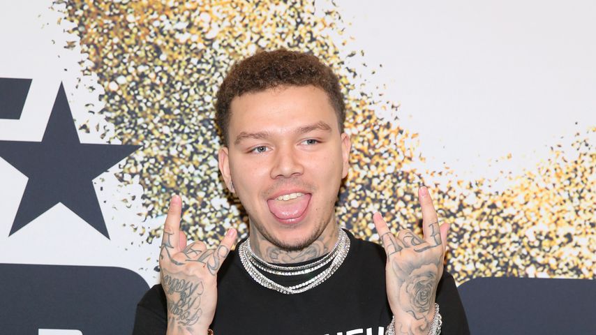 Fans im Krankenhaus: Chaos bei Rapper Phoras Meet and Greet | Promiflash.de