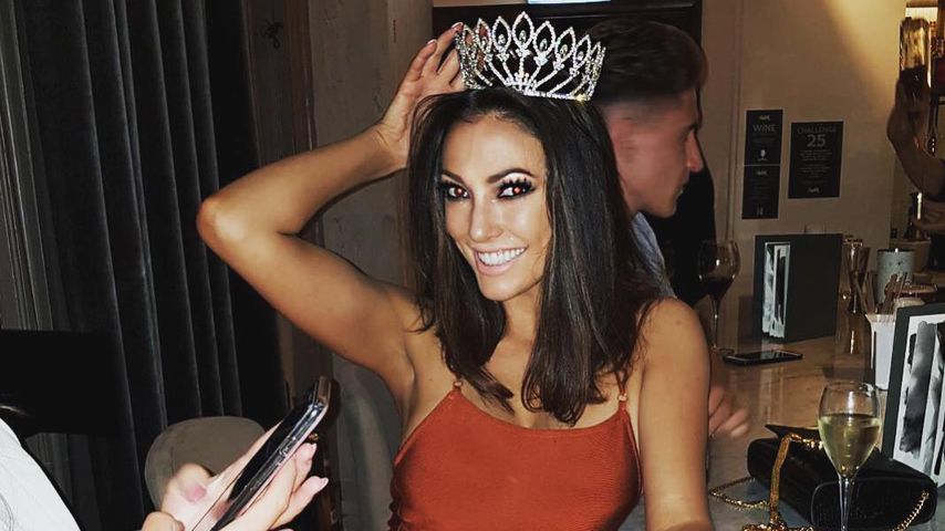 Untersuchung toter "Love Island"-Sophie wurde abgebrochen | Promiflash.de