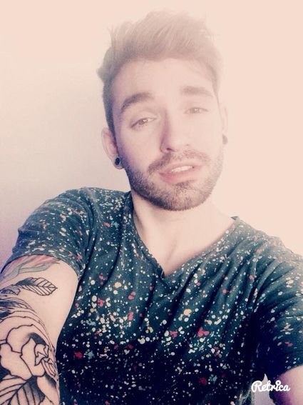 Danny Dietz Bauch Tattoo